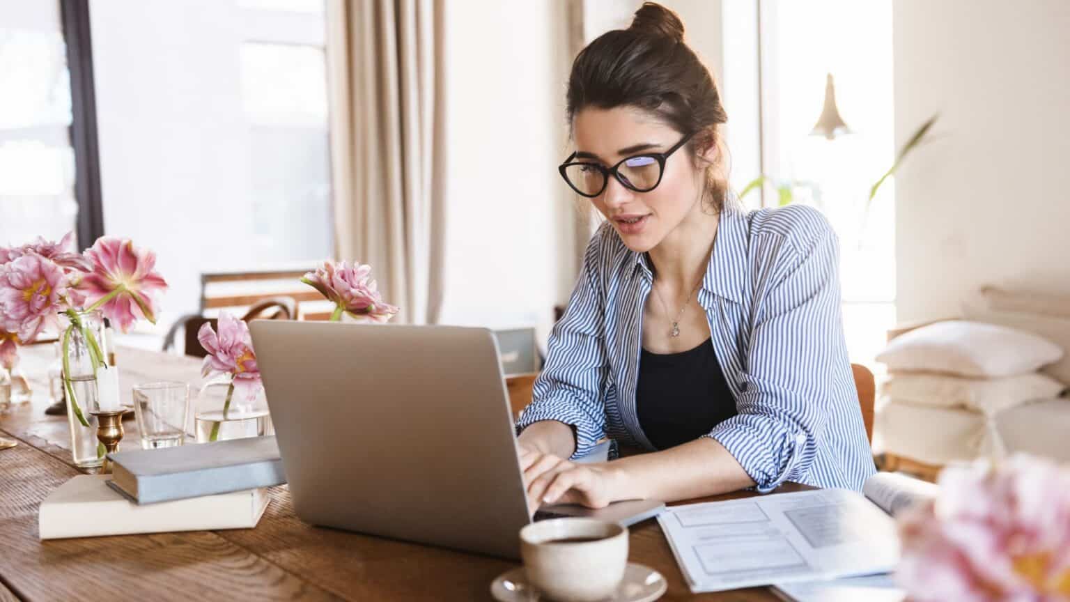 5 Professional Style Tips For Working From Home - The Female Professional
