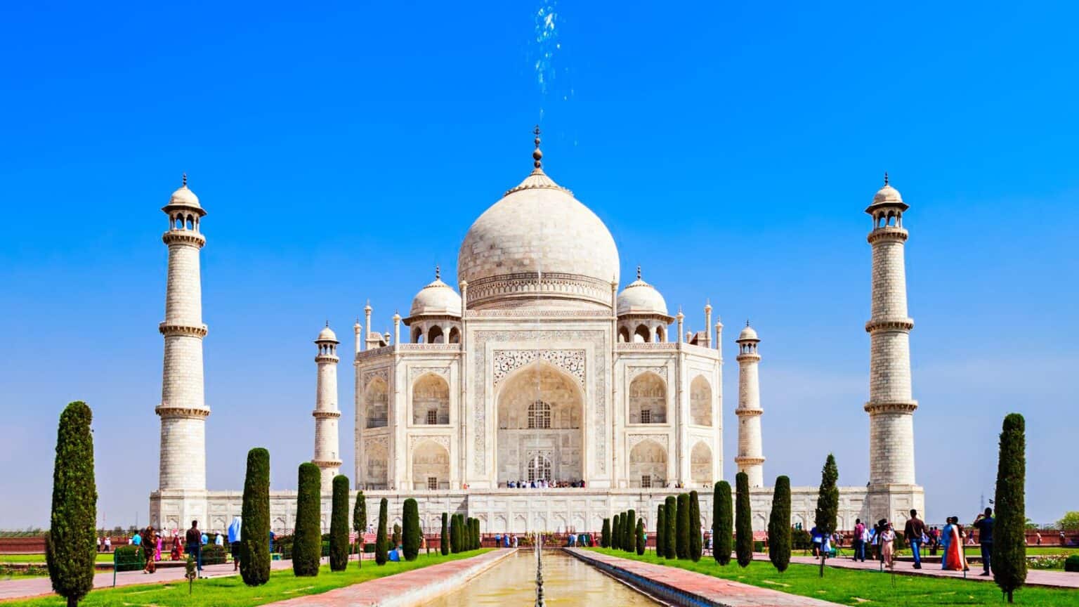 20 Incredible Historic Sites Around the World Worth Traveling For - The ...